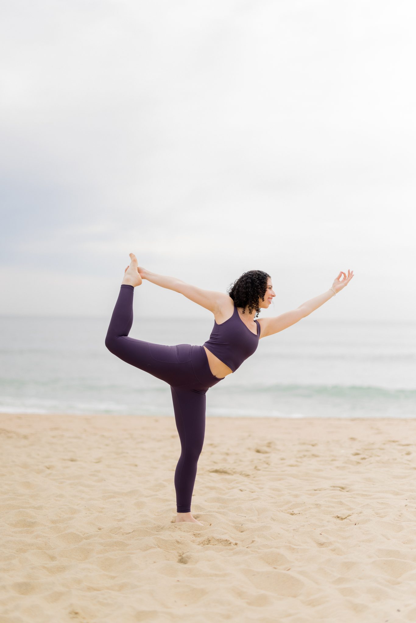 How To Do Dancer Pose 7 Alignment Tips Yogarenew