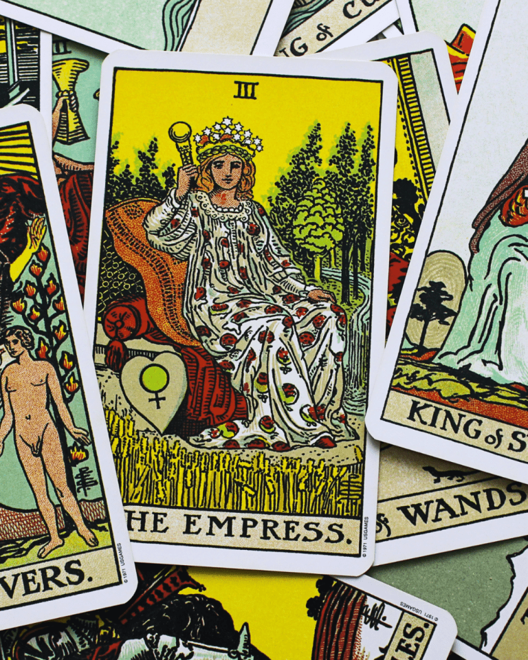 Online Tarot Course - Learn to Read Tarot | YogaRenew